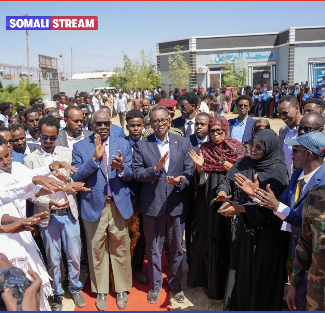 Former Somali Prime Minister Saacid lands in Galgaduud to Launch ...